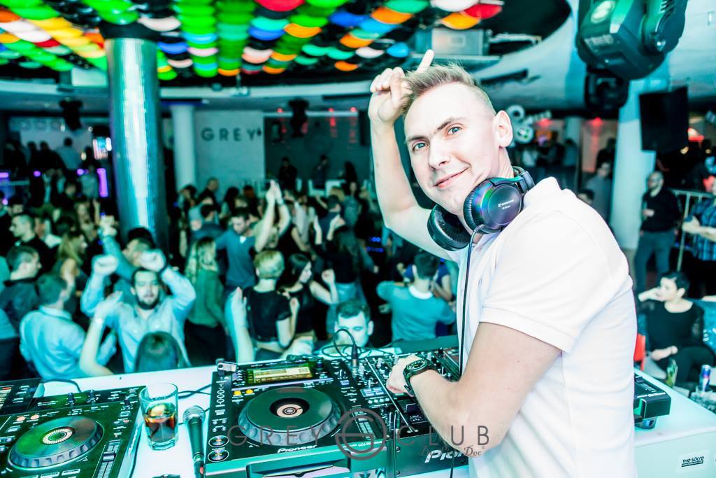 Dj Weekend opowiada o swoim najnowszym singlu! | Wywiady | Publicystyka ...